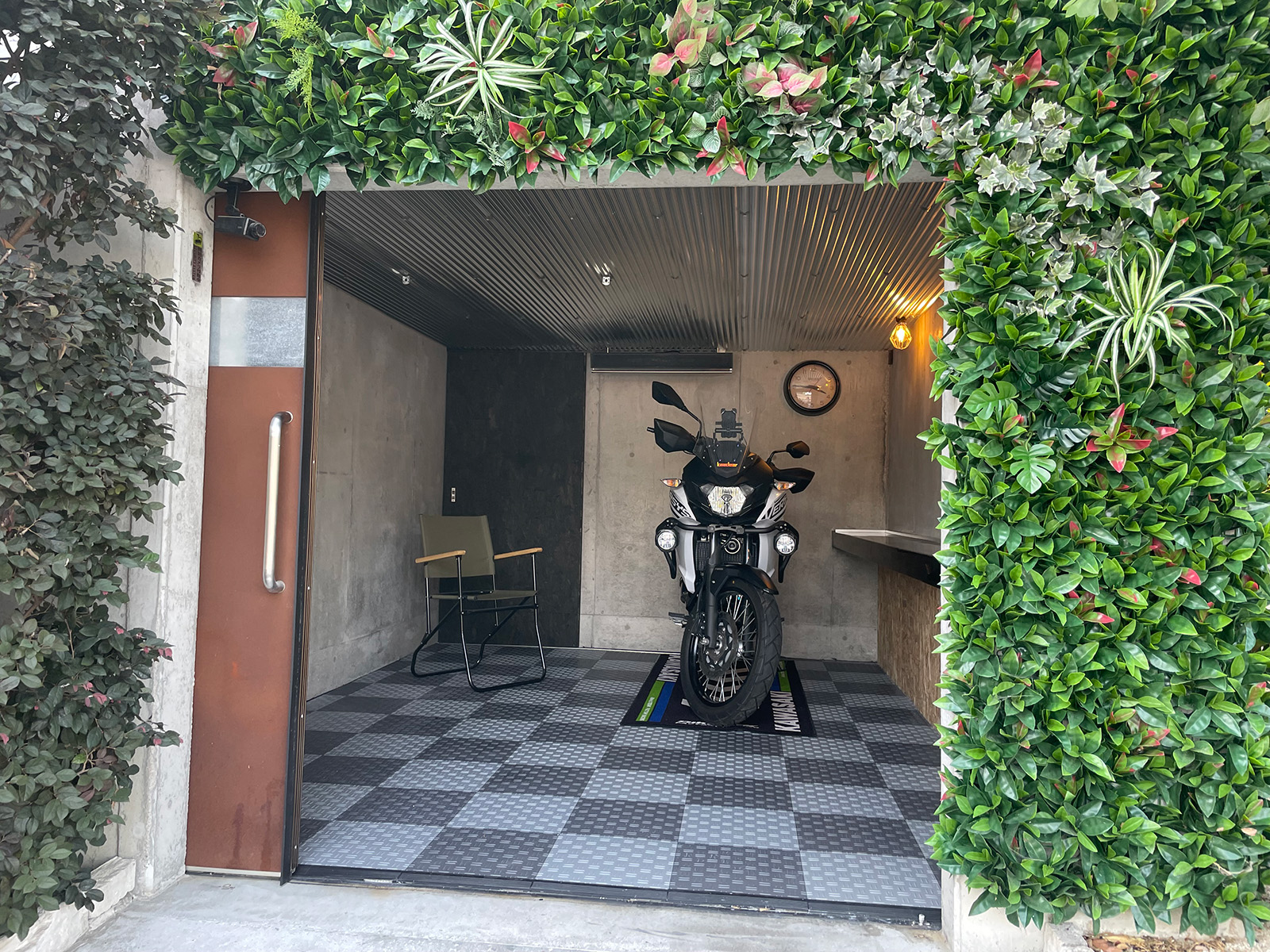 RX-POOH 様 | TEC Tile